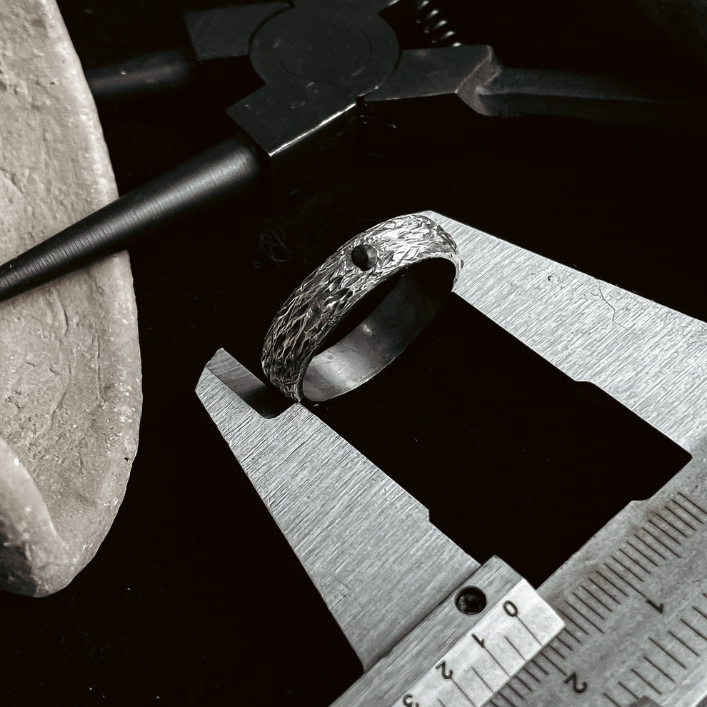 BENAWA RING – Surosmith