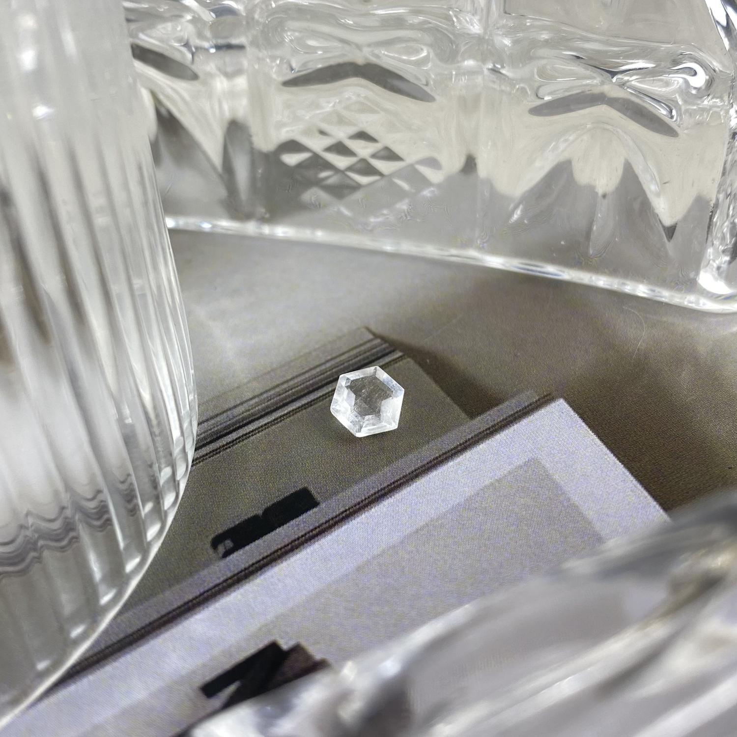 Hexagon Quartz 6mm natural – Surosmith